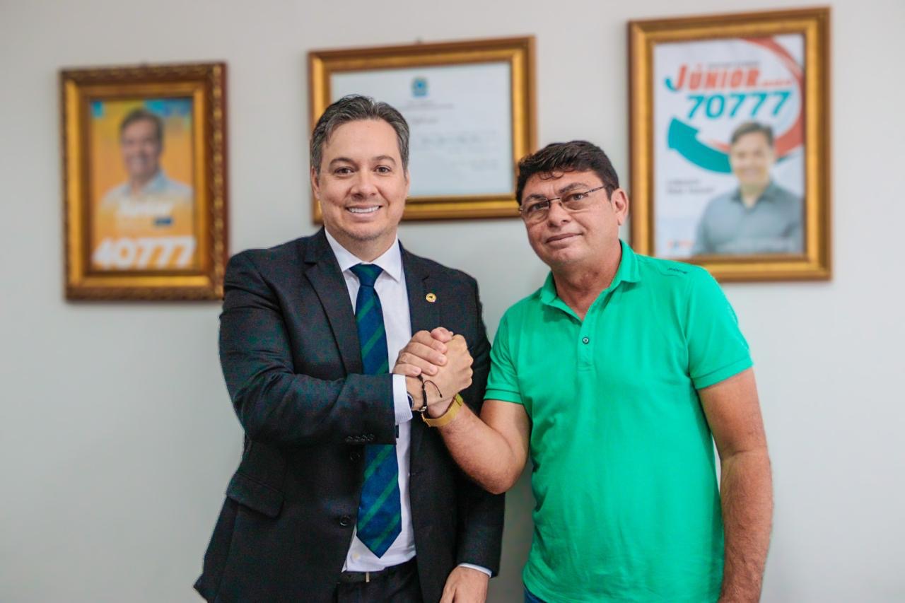 Júnior Araújo destina R$ 400 mil para pavimentação no município de ...
